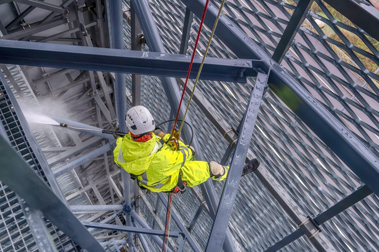 How to become a rope access technician